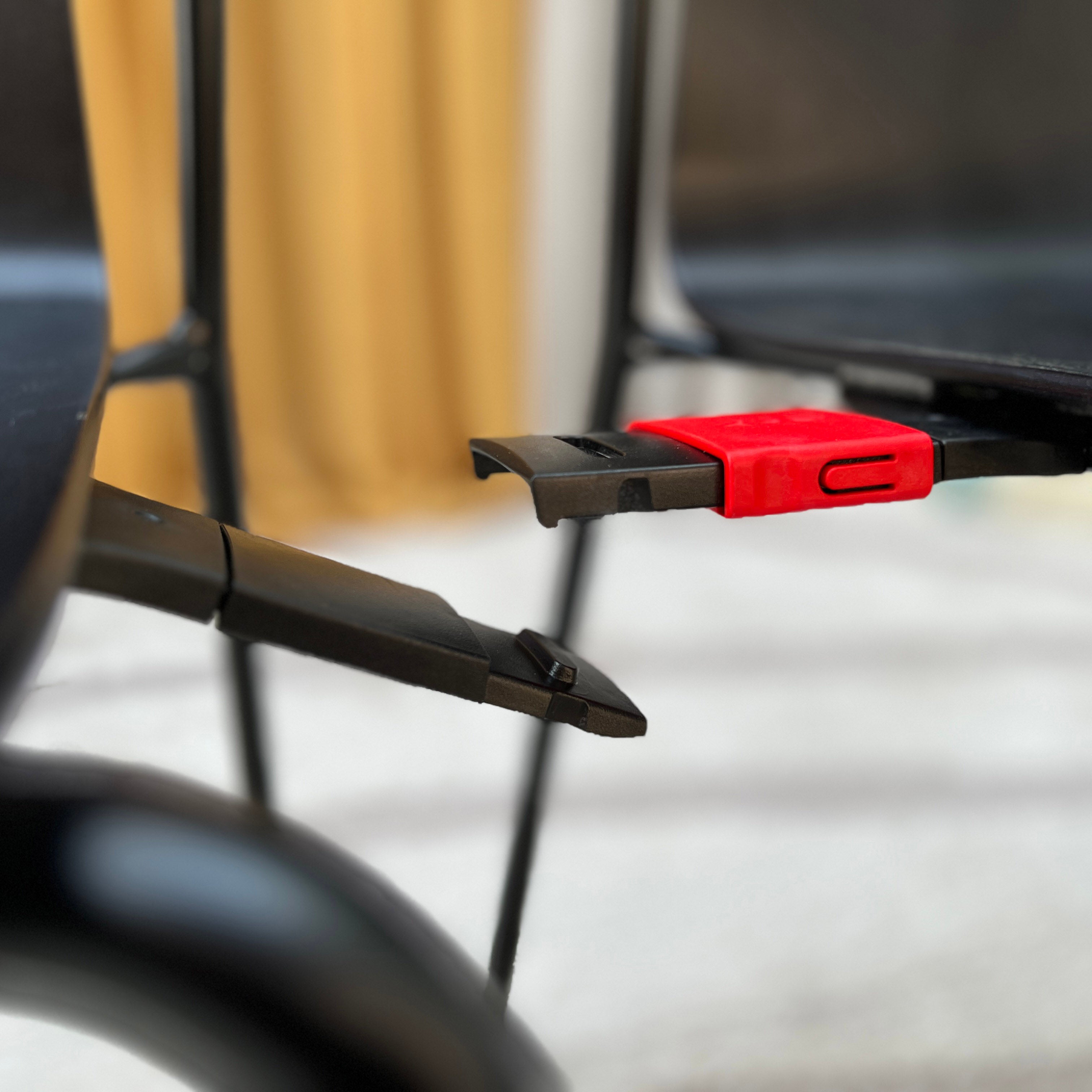 Chair link | Ackurat